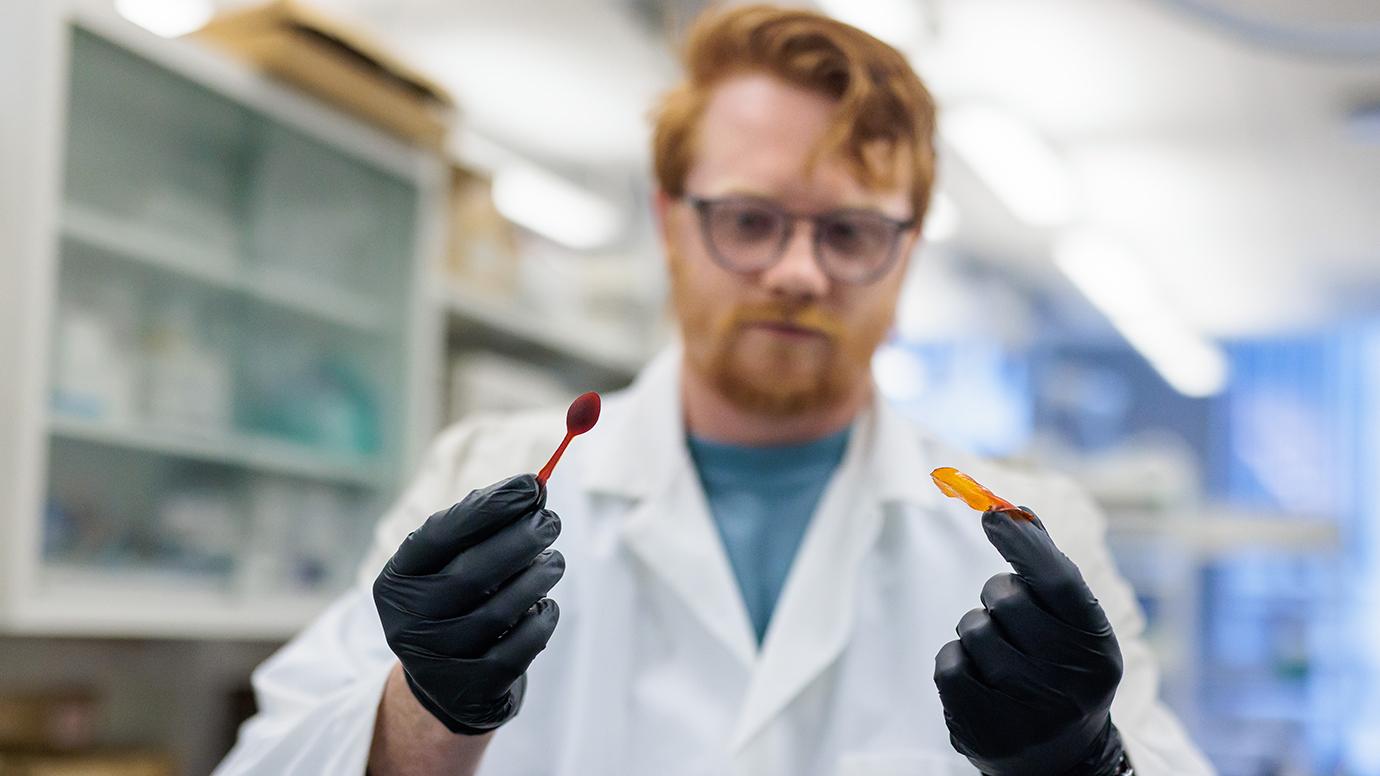 Scientists develop plastic that can be re-formed as needed